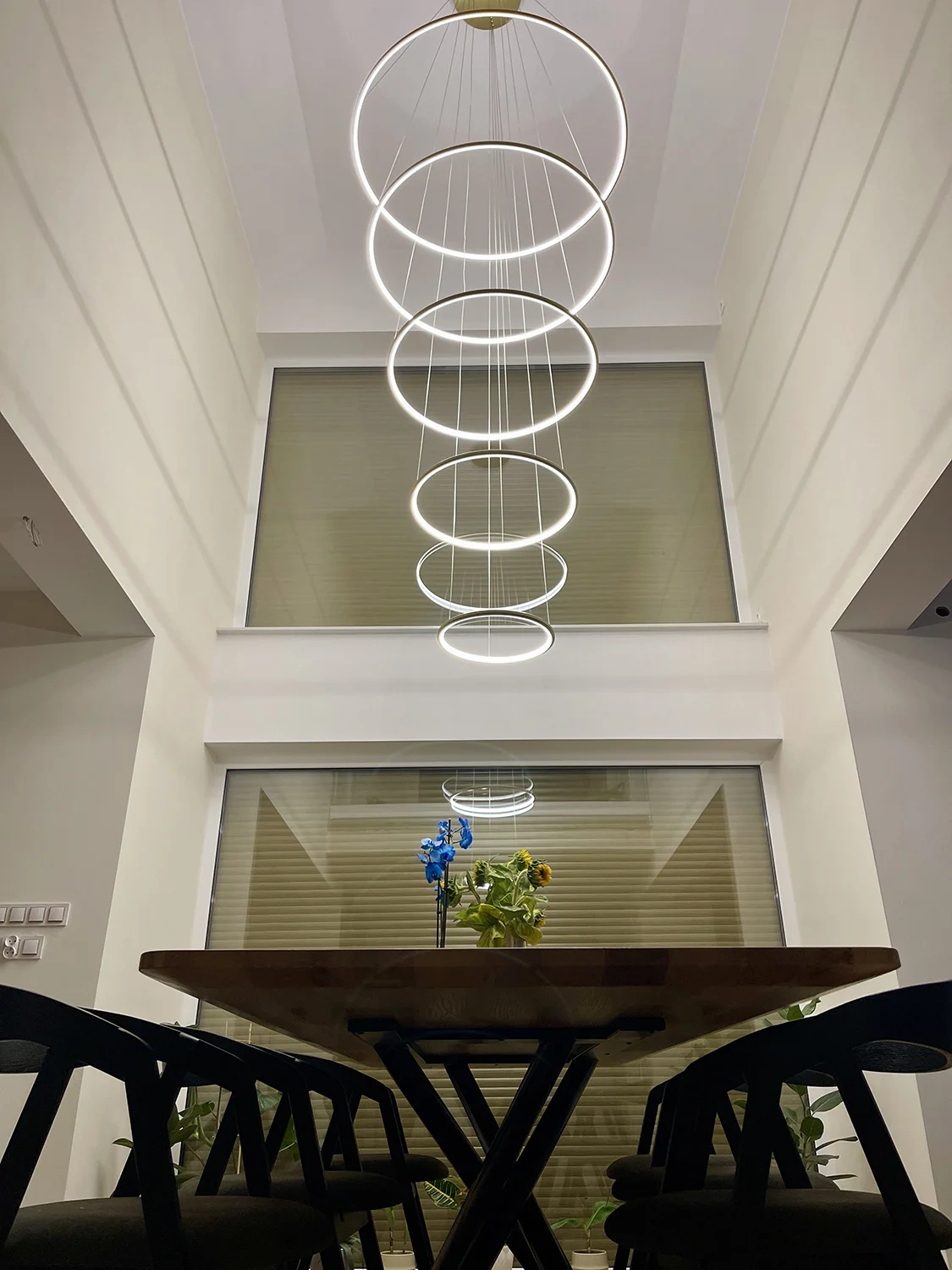 Nowoczesna lampa wisząca LED Orbit No.5 120 cm złota 4000K mit Tuya ...